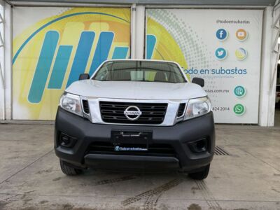 Nissan NP300 Doble Cabina 2020 4p SE L4/2.5 Man A/A Paq. Seg. - Subasta ...